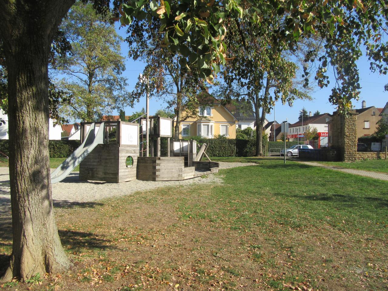 Eislingen - Umgestaltung des Schillerplatzes
