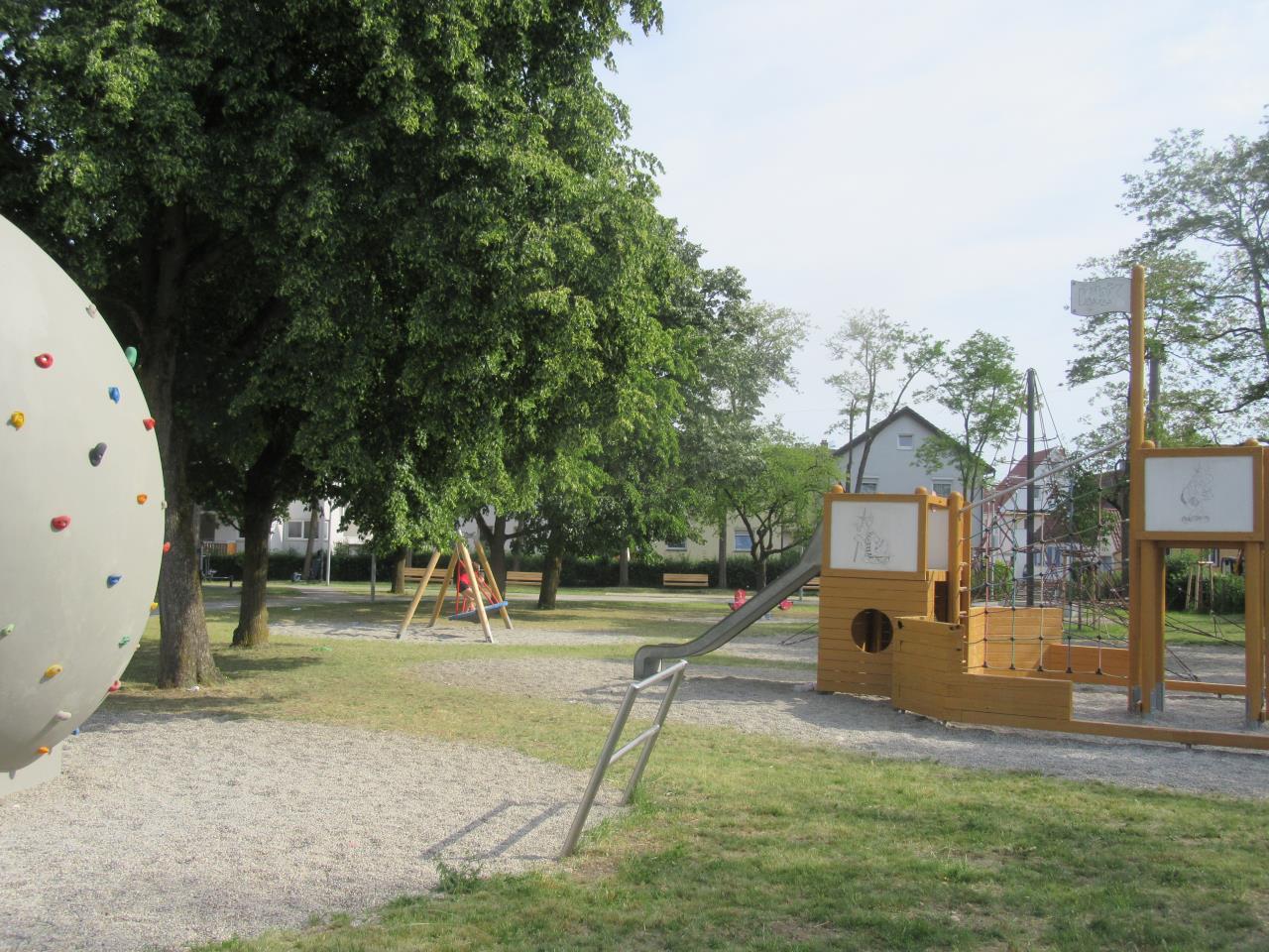 Eislingen - Noch im März wird am sehr beliebten Schillerplatz ...