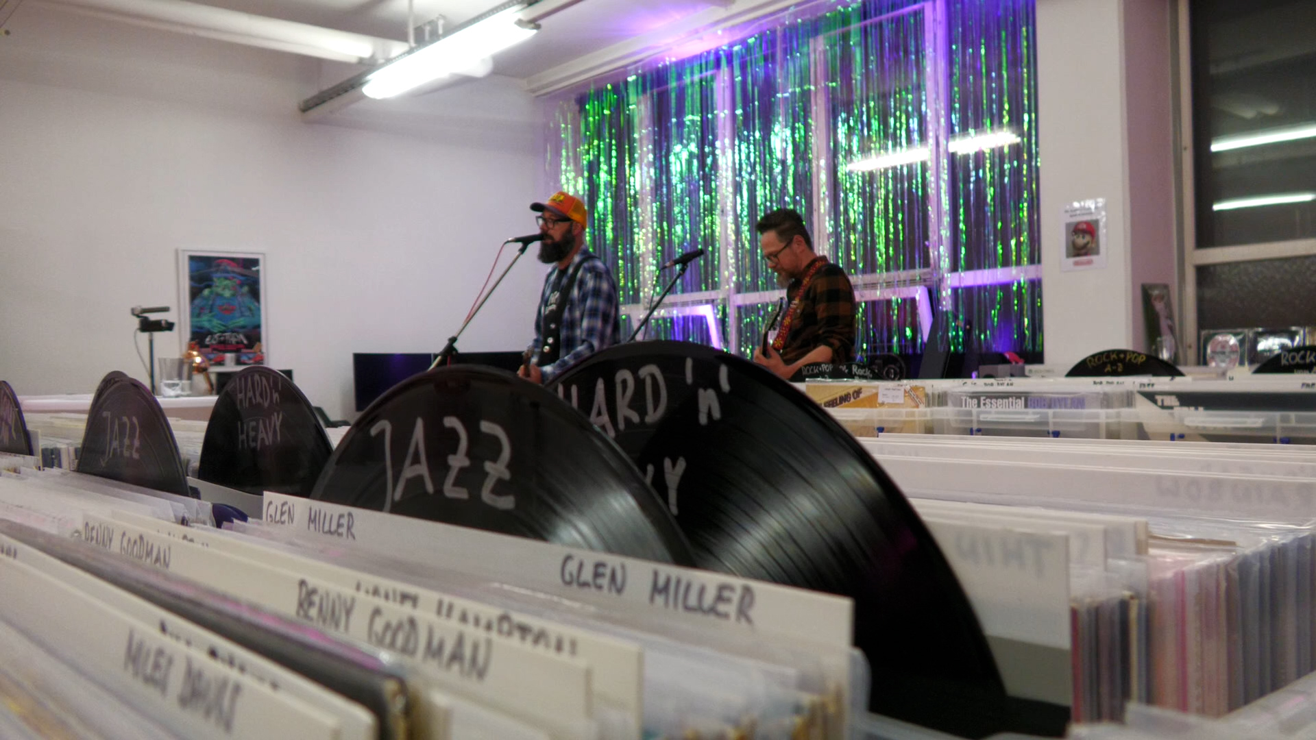 Musik: Retro-Rockkonzert im Plattenladen
