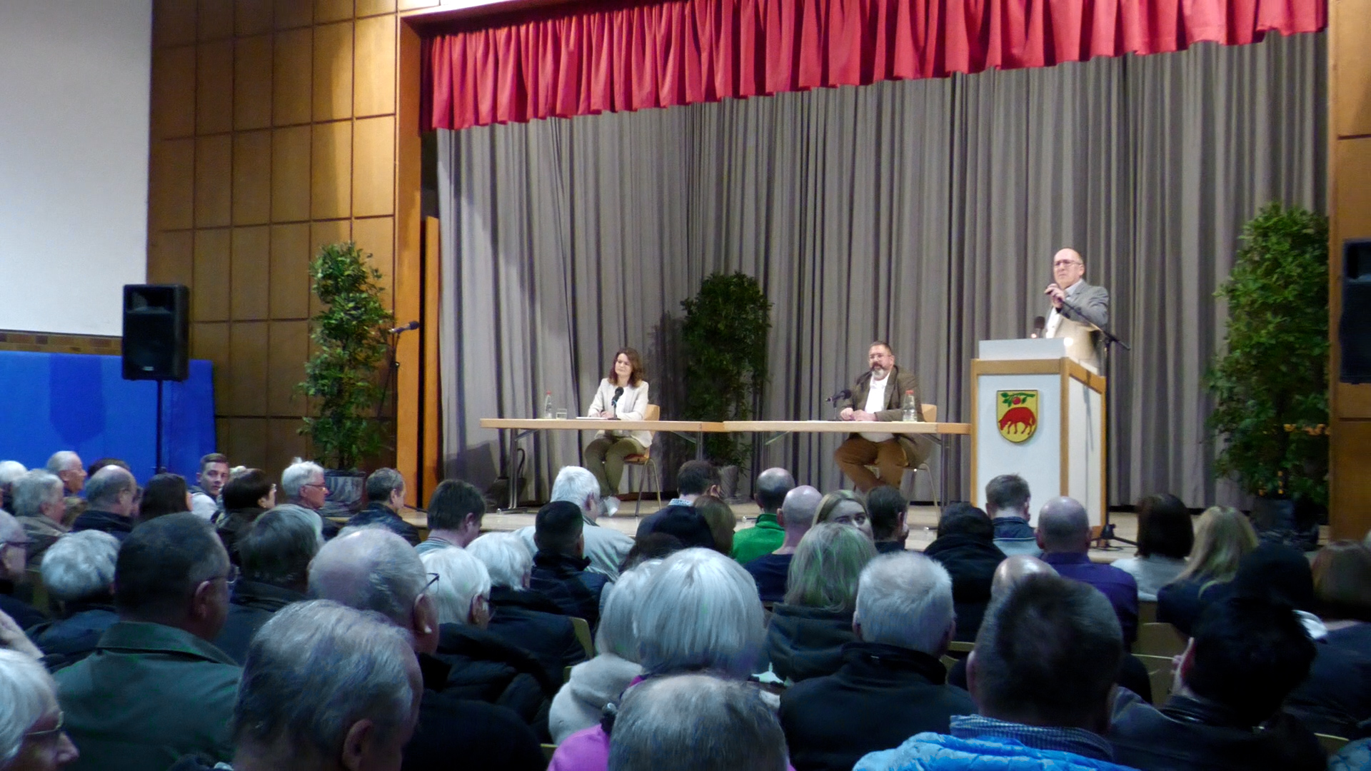 Schlat: Bürgermeisterkandidaten stellen sich vor